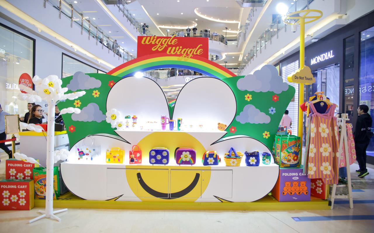 The First Wiggle Wiggle Pop Up Store in Indonesia | What's New Indonesia